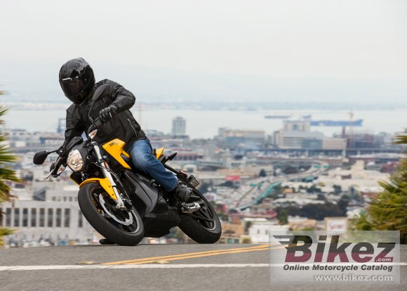 Zero S Streetfighter gallery